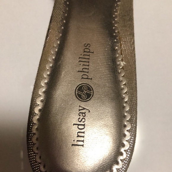 lindsay phillips | Shoes | Lindsay Phillips Sleek Silver Sandals Small ...